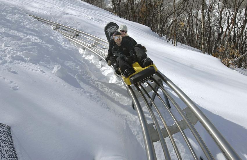 Montañas espectaculares para esquiar en Canadá - Viajes Info To Go